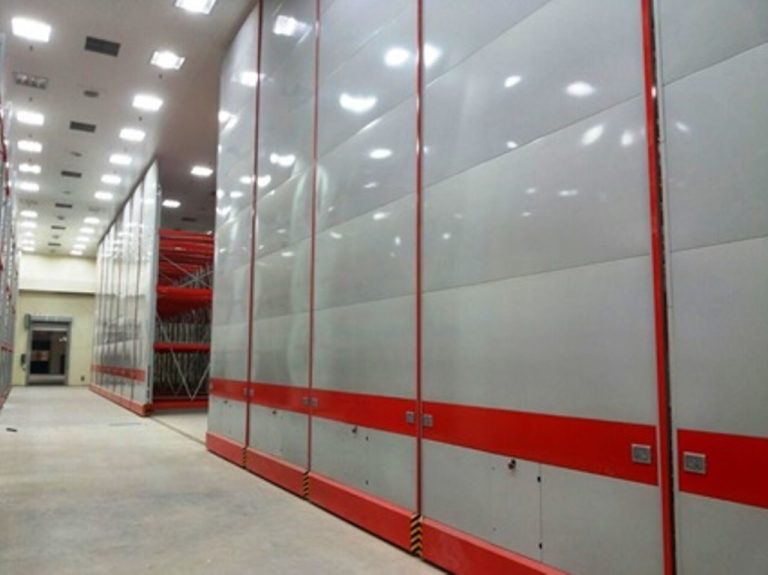 Material handling – ULTRA DIMENSIONS